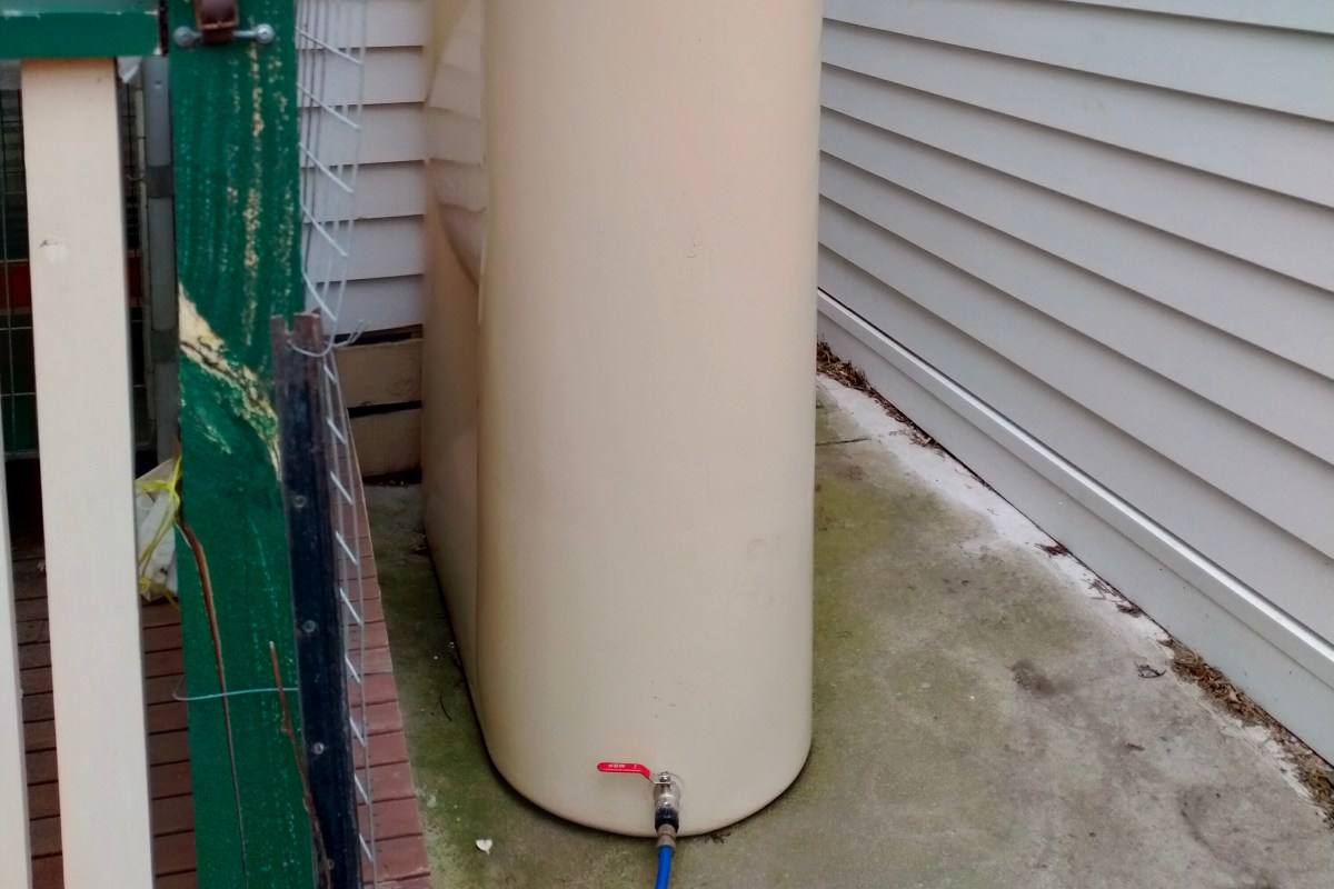 Rainwater Tank Install Moonee Ponds | EPS Case Study